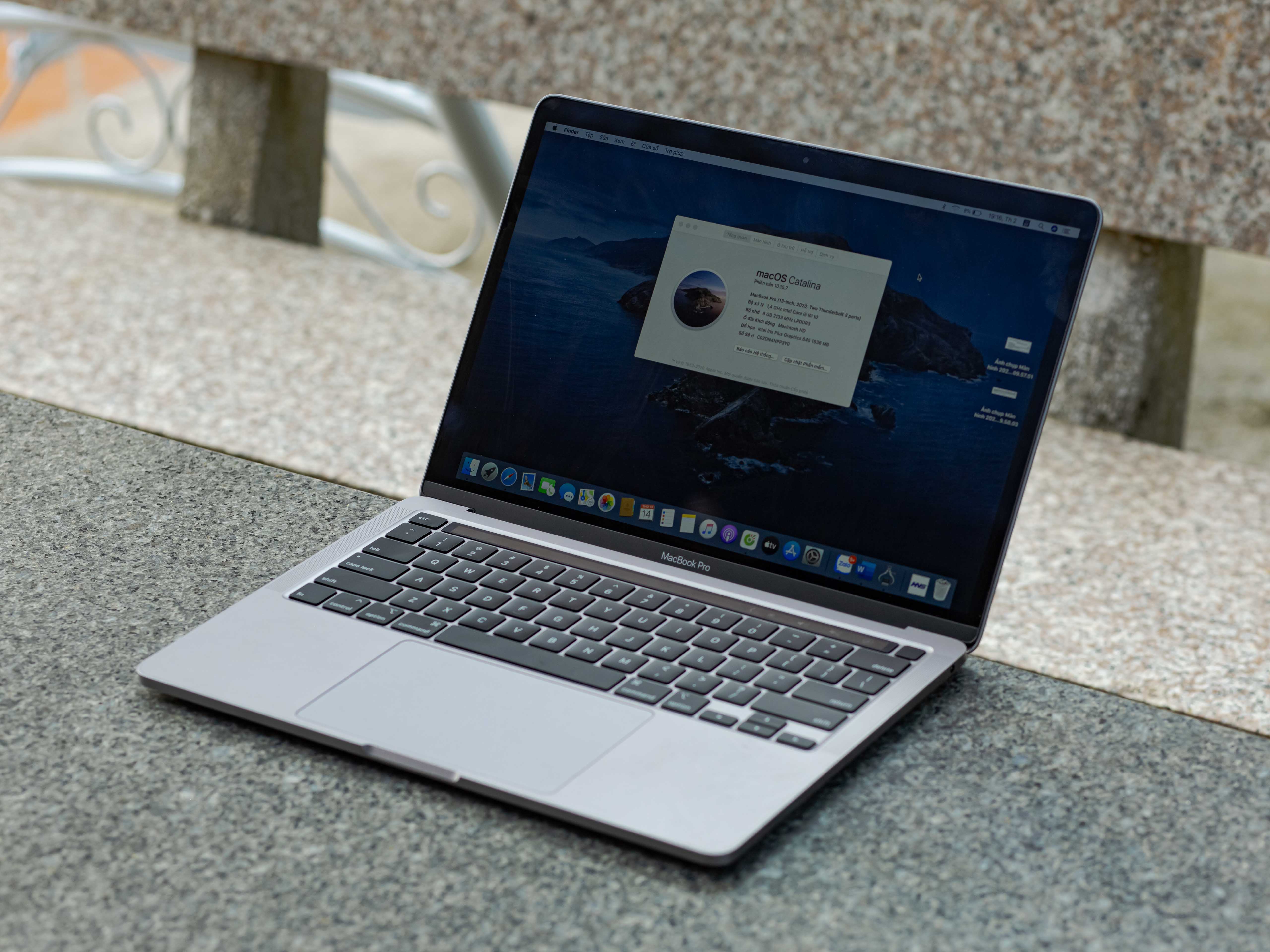 Macbook Pro 2020/ i5/ 13.3" Retina 2K