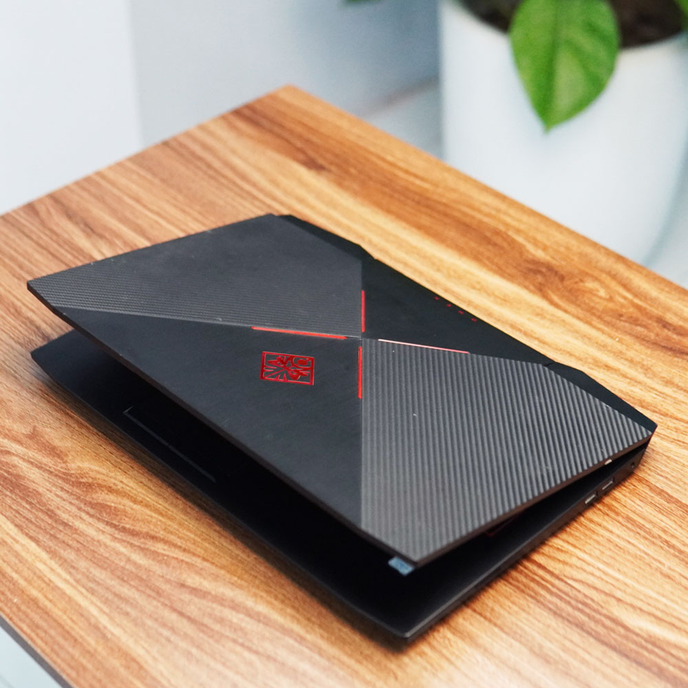 HP Omen 15-CE0XX i5-7300HQ
